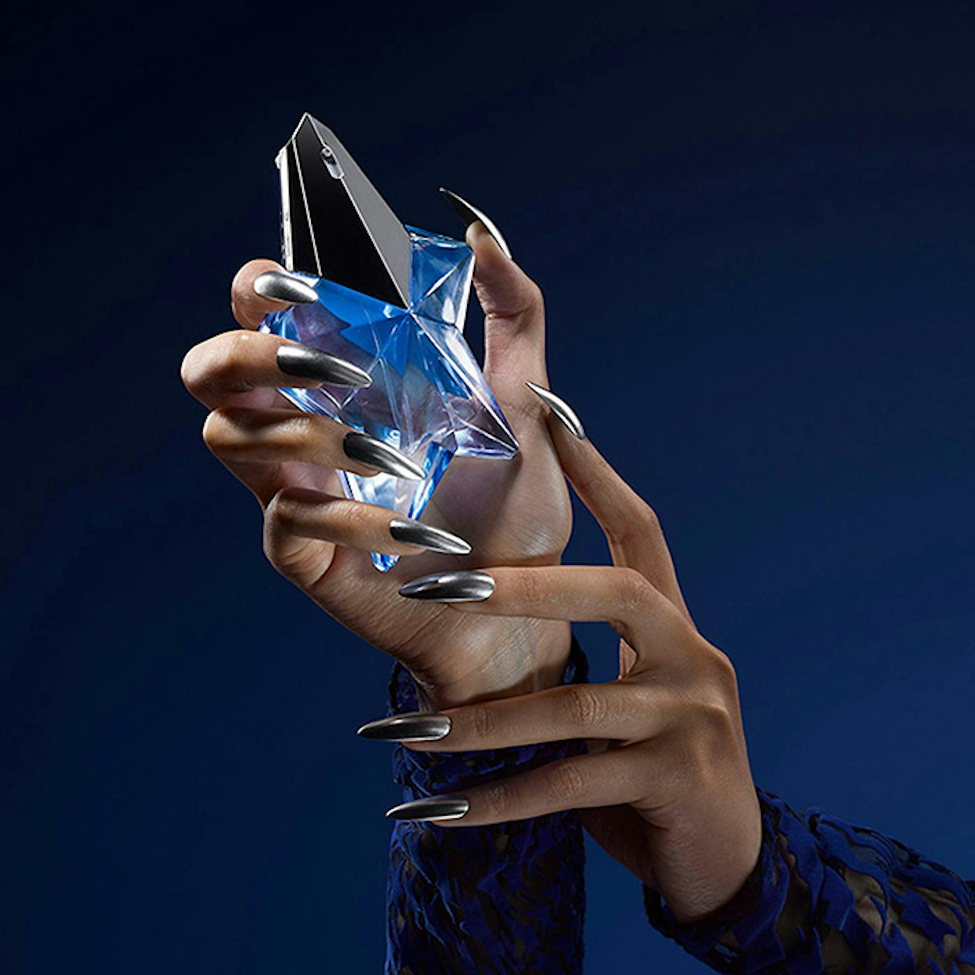 Eau De Parfum 25ml Refillable Spray | The Fragrance Shop