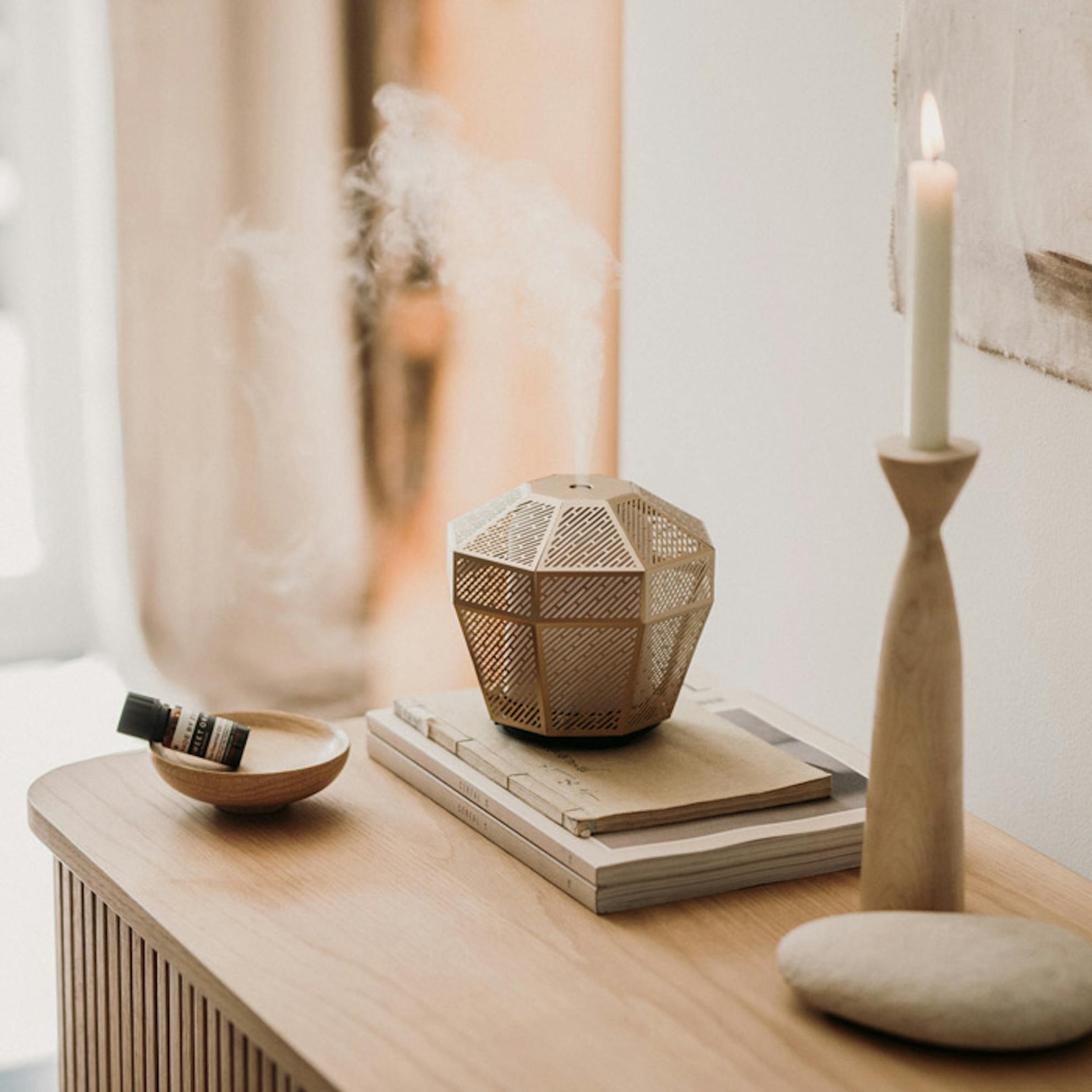 Made By Zen MADE BY ZEN LUMINARIE GOLD AROMA DIFFUSER | The Fragrance Shop